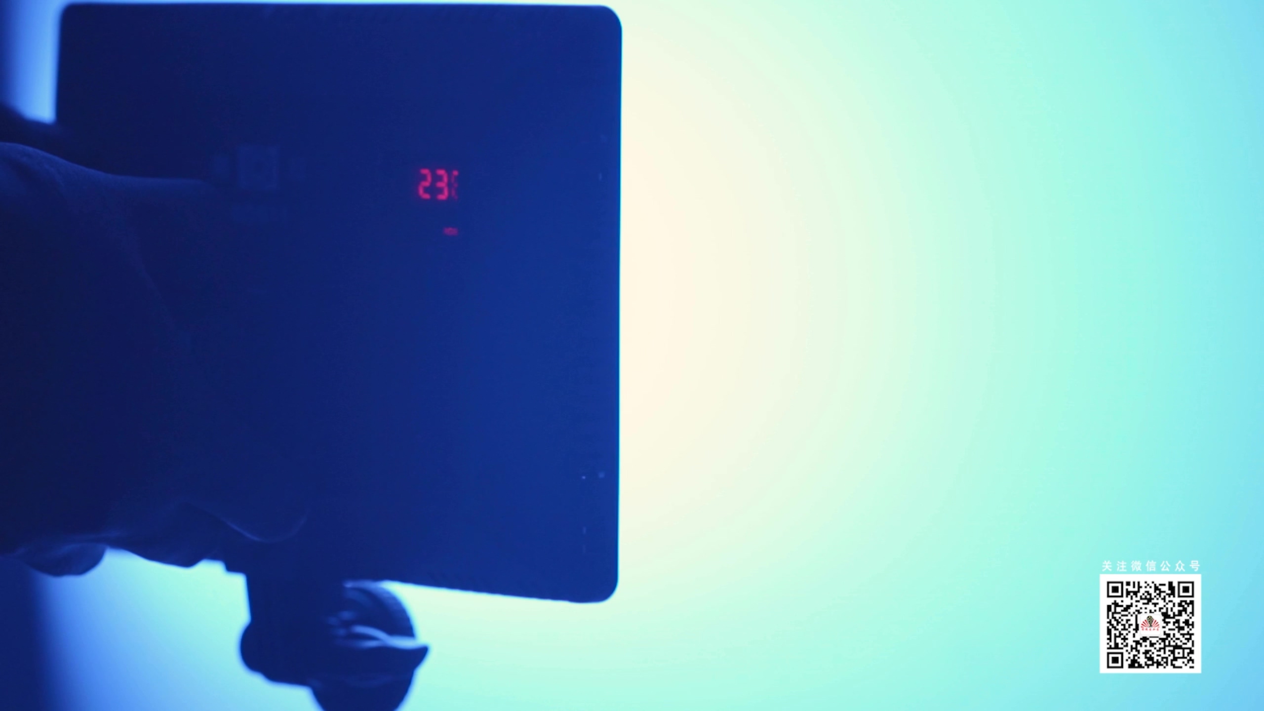 速瞄｜VLOG101：南冠RGB11机头灯 板灯 （《影视壹加壹》出品）_影视工业网-幕后英雄APP